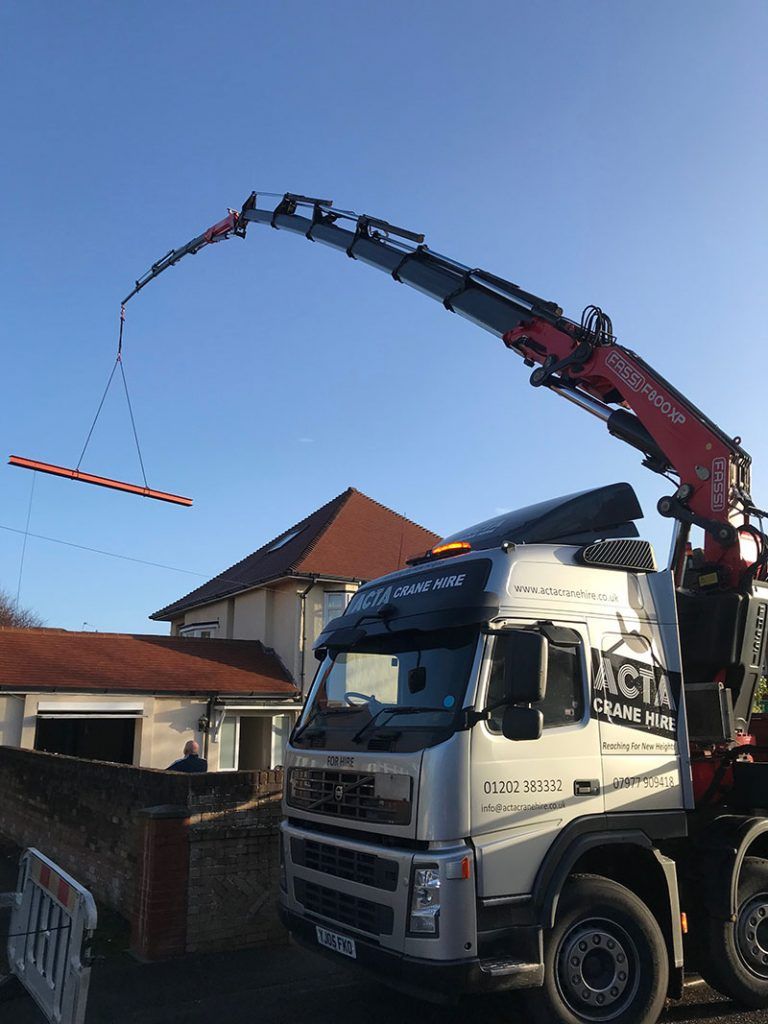 Slinger/Signaller | Crane Hire Services | ACTA Crane Hire